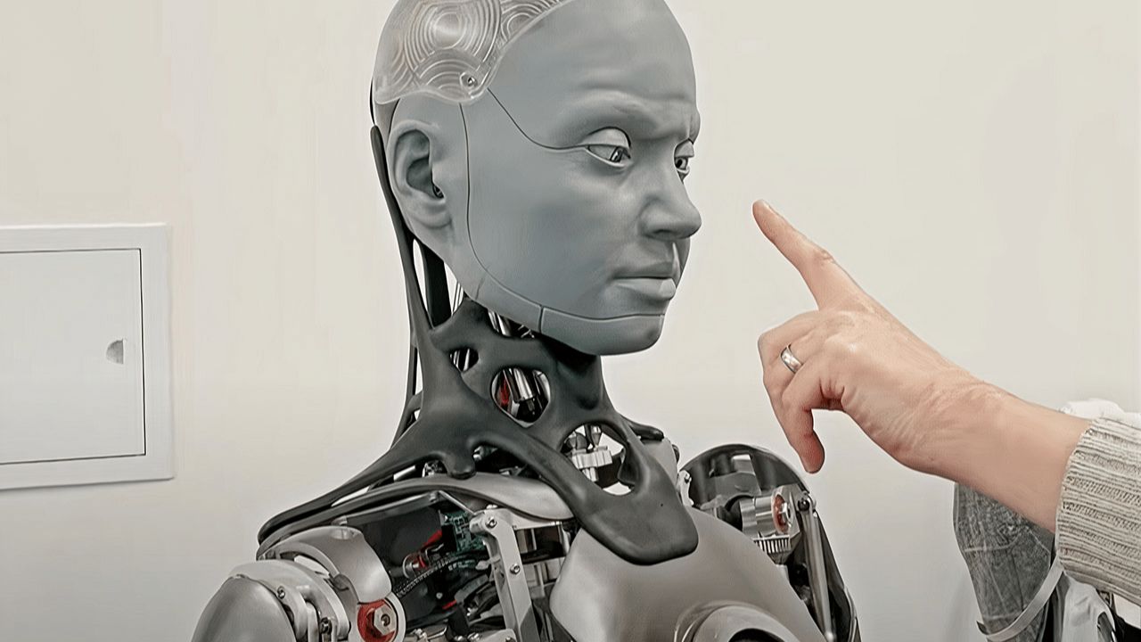 Ameca : L'histoire de ce robot IA aux facultés très impressionnantes