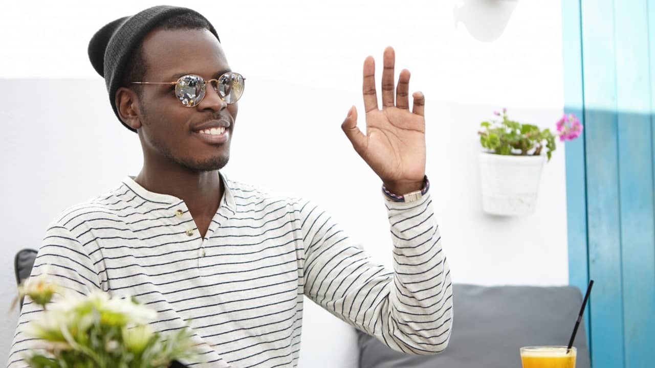 Hey Hanging : l'anxiété au travail et ses effets